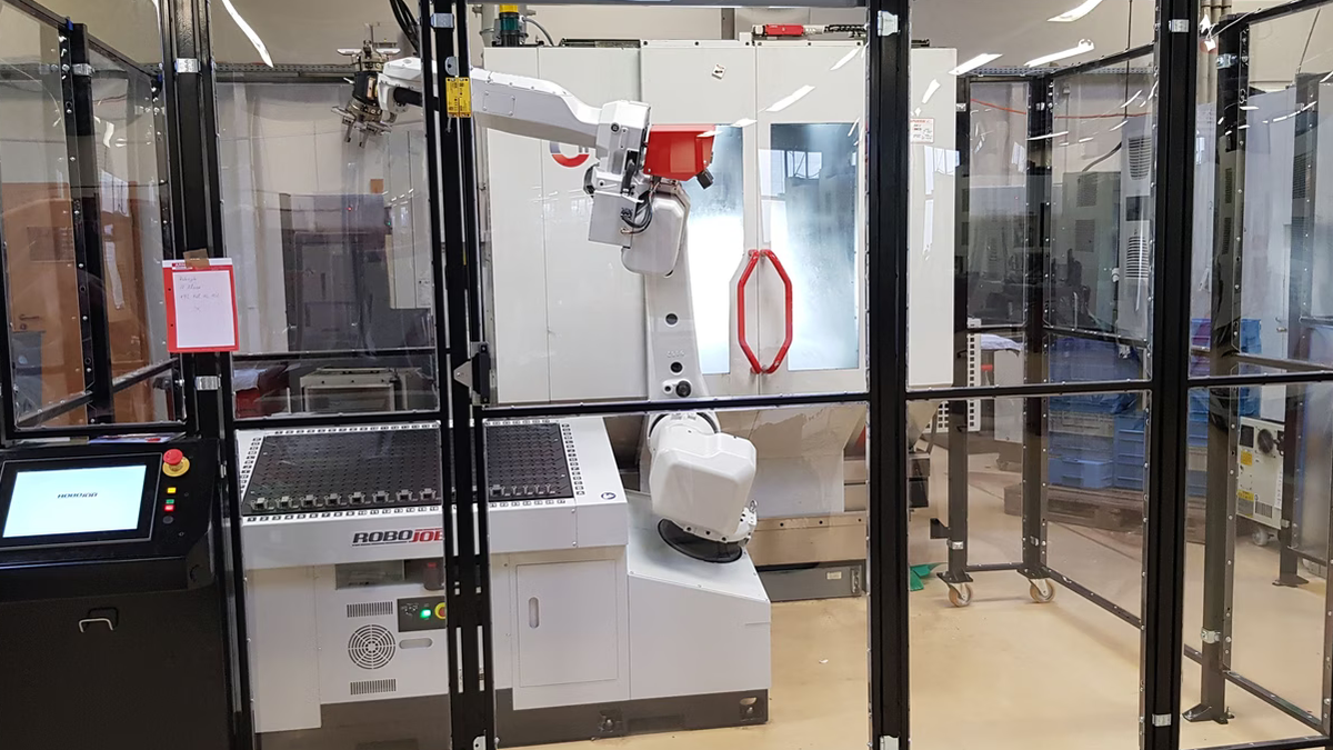 RoboJob provides CNC automation for Hermle CNC machines - Robojob